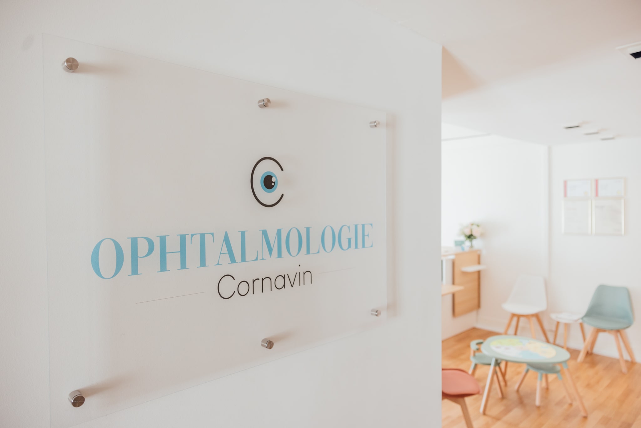 Ophtalmologue Cornavin - Service d'ophtalmologie - Valéria Kheir